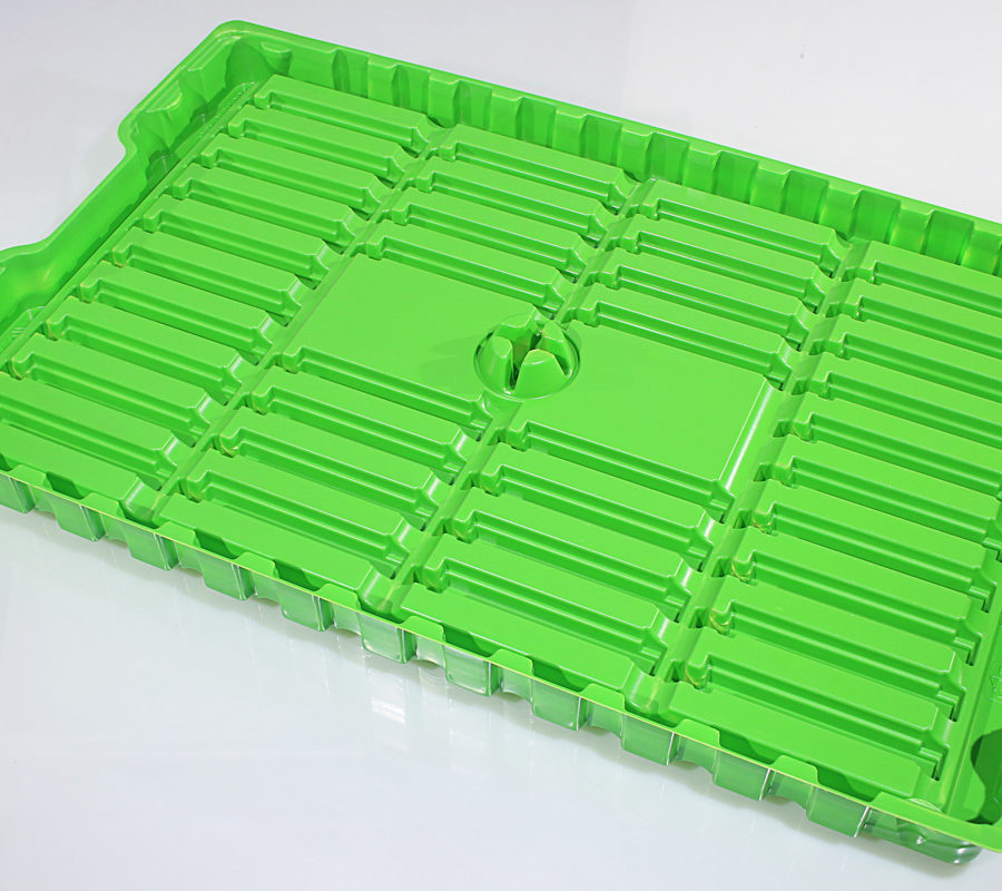 Space-saving stacks & Nest trays - Ellepack